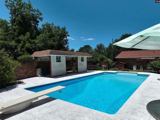 104 Oak Leaf Lane