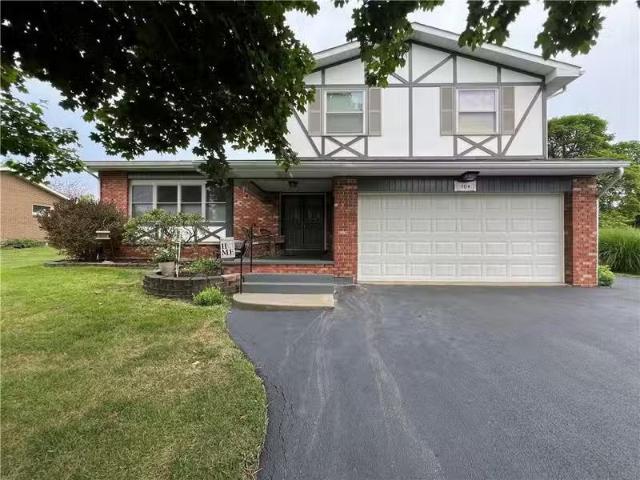 104 OAK ST, SLIPPERY ROCK, PA 16057 Single Family Residence Fo.