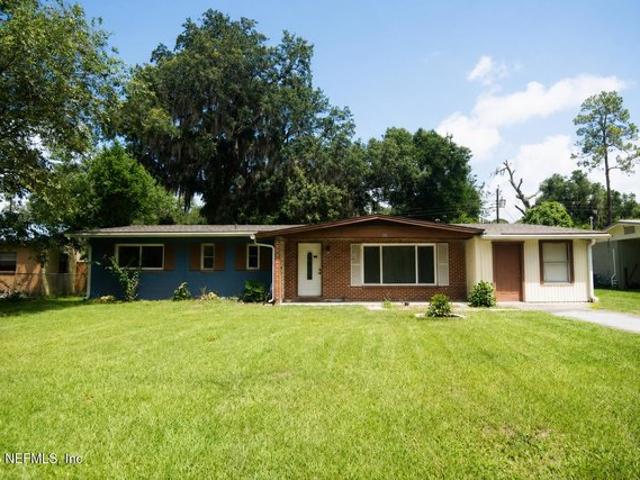 104 Oakdale Dr, Palatka, FL 32177