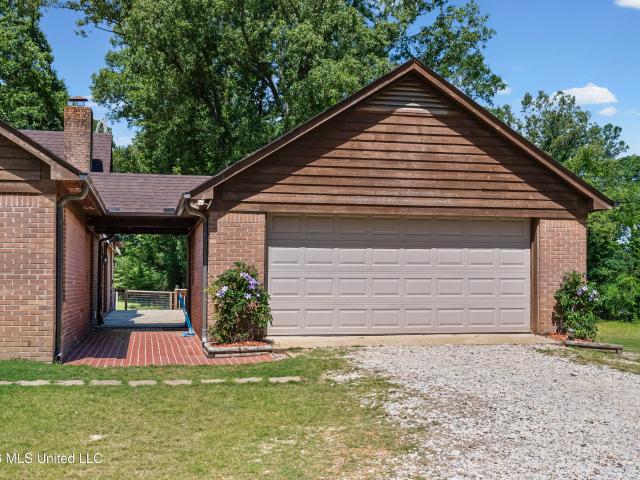 104 Oakley Cove
