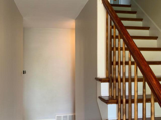 104 Loch Lomond Drive
