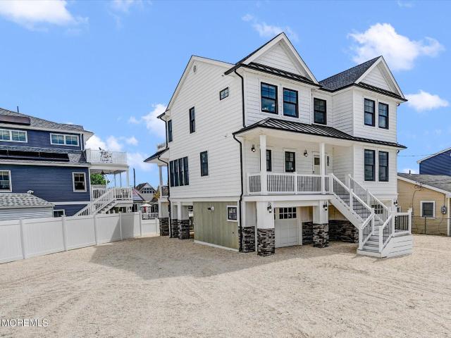 104 Lawrence Drive