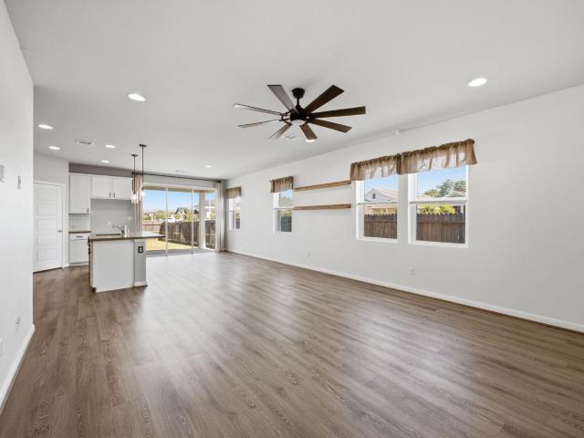 104 Ladolia Ln
