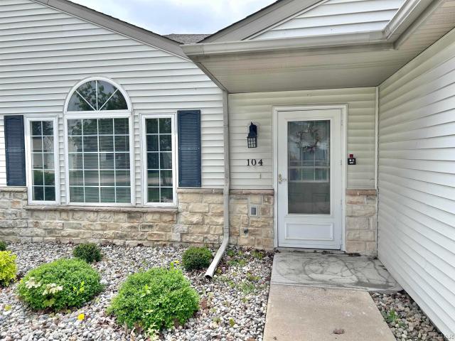 104 Lakewood Drive