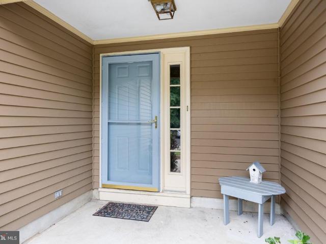 104 Lamplighter