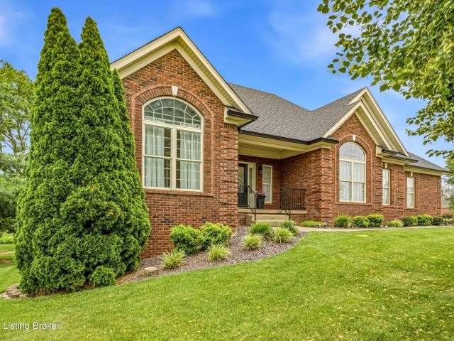 104 Landmark Dr
