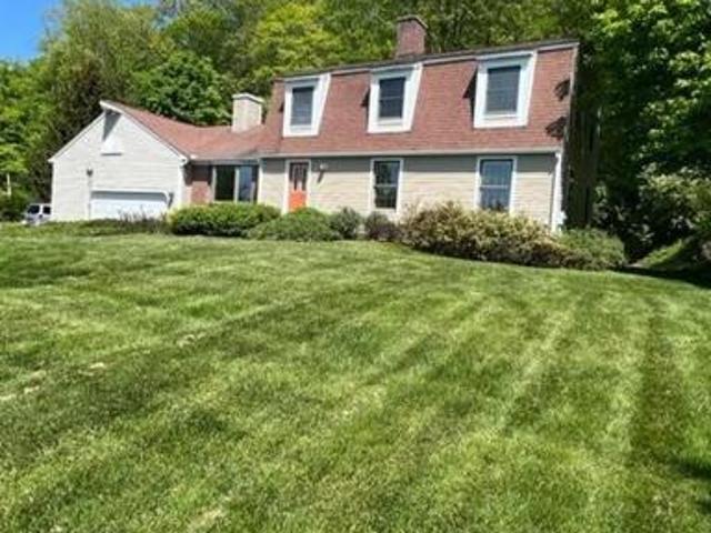 104 Ledge Rd, Plainville, CT 06062
