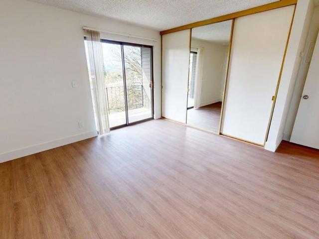 104 LIVE CLOSE TO CARKEEK PARK 1 Bedroom Apartment for Rent at 104 N 104th St, Seattle, WA 98133 Greenwood