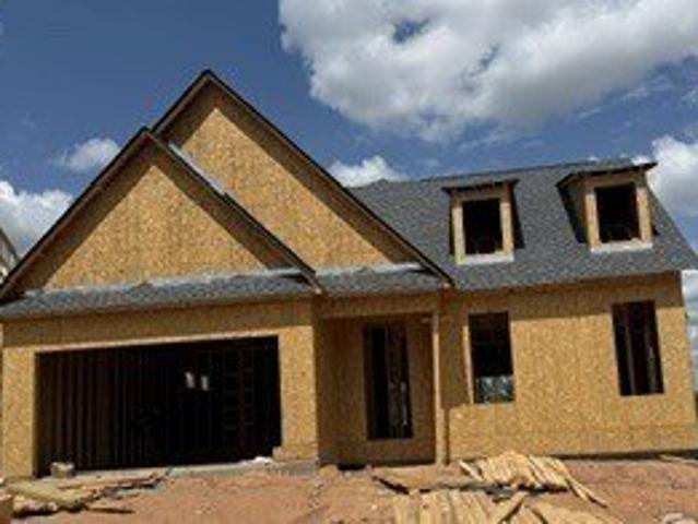 104 Live Oak Ln, Carrollton, GA 30117