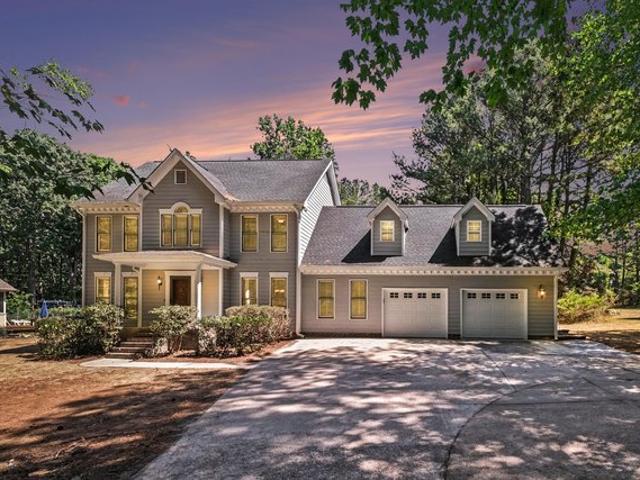 104 Light Falls Dr, Wake Forest, NC 27587
