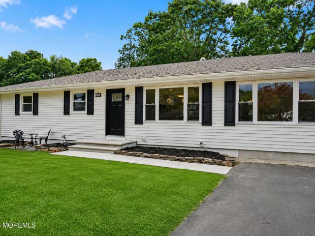104 Mount Lane