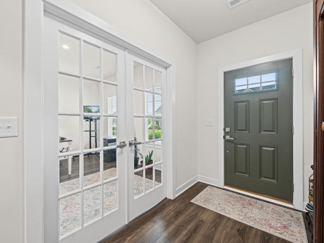 104 Mohegan Way