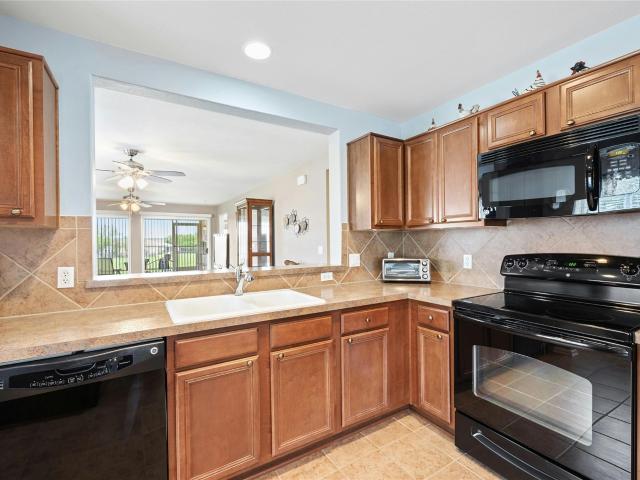 104 Monument Hill Trl