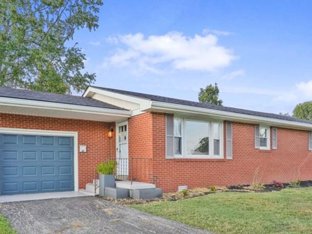104 Morningside Dr, Lawrenceburg, KY 40342