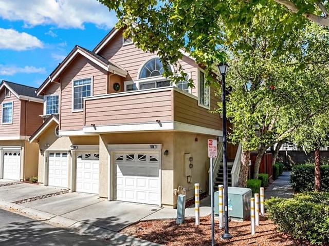 104 Manchester Dr, Fairfield, CA 94533