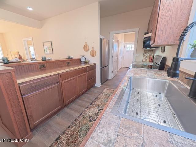 104 Marion Rd