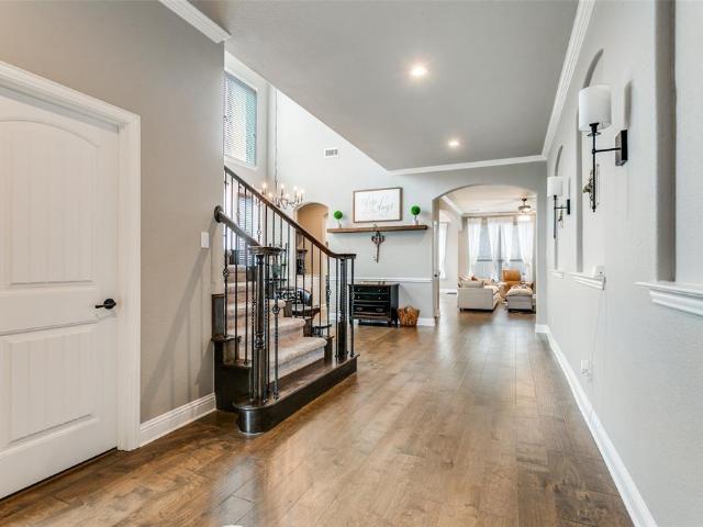 104 Martingale Trail
