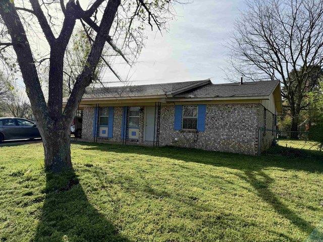 104 McKinney St, Clarksville, AR 72830