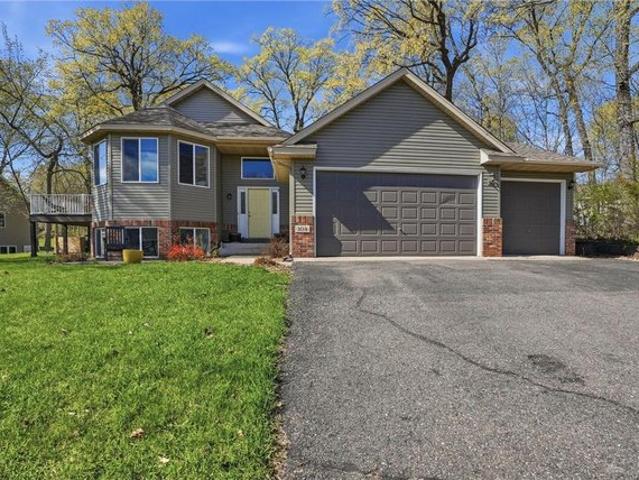 104 Mills Woods Trl, Buffalo, MN 55313