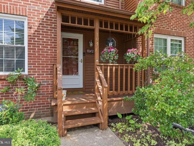 104 Mulberry Court