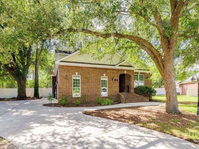 104 Myrtlewood Court
