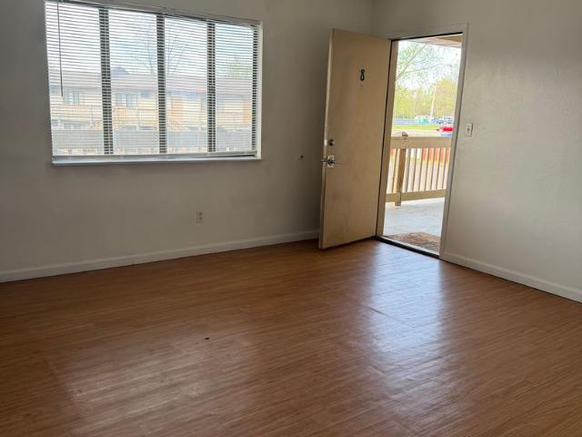 104 N 27th