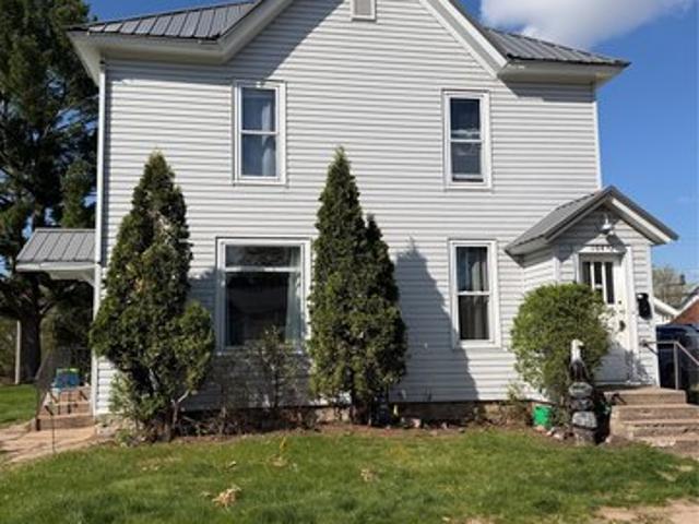 104 N Grove St Unit 2, Chippewa Falls, WI 54729