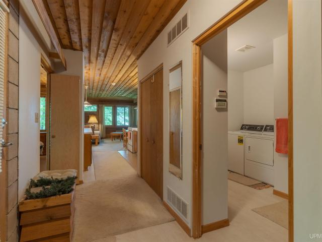 104 N Hagerman Lake Road