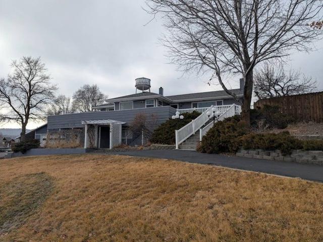 104 N Hilltop Ave, Hines, OR 97738