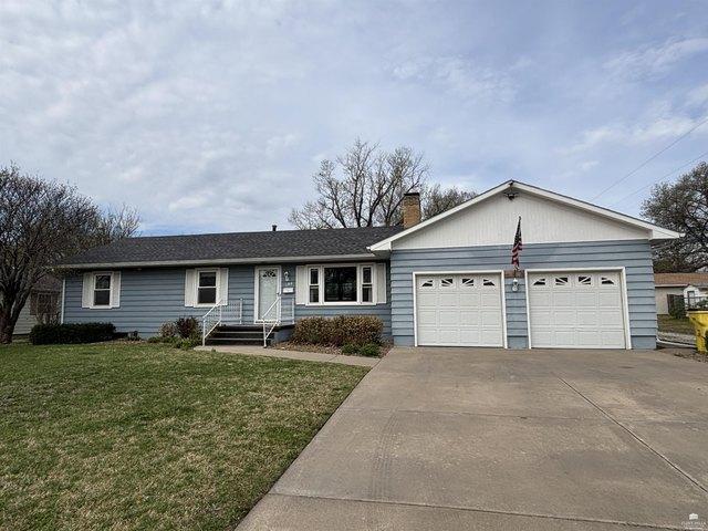 104 N Jefferson St, Abilene, KS 67410