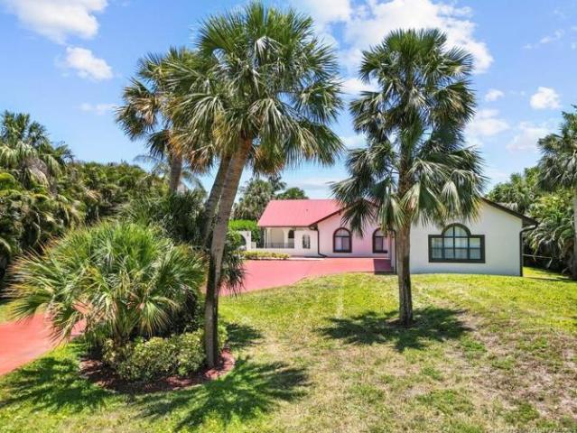 104 N Sewalls Point Rd, Sewalls Point, FL 34996