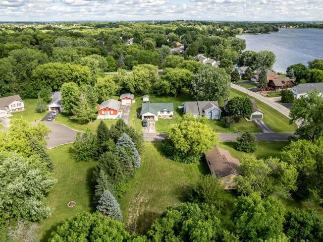 104 NE Rockaway Court