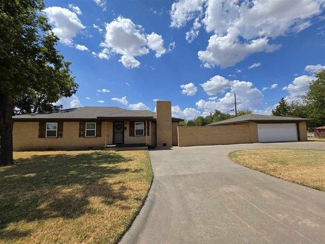 104 NW Morford Dr, Lawton, OK 73507