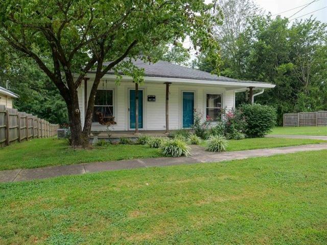104 S 8th St, Central City, KY 42330