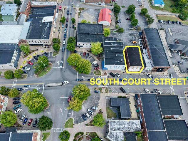 104 S Court Street