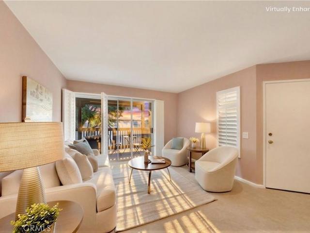 104 S Cross Creek Rd Unit M, Orange, CA 92869