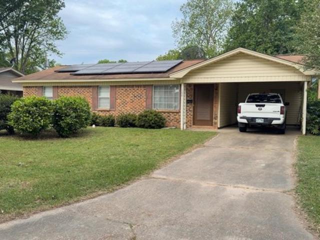 104 S Crestview St, Dumas, AR 71639