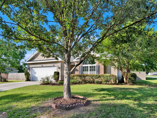 104 S Kingsley Drive