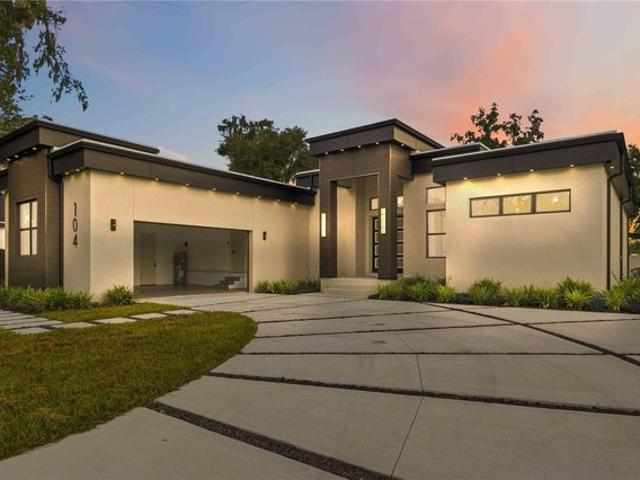 104 S Maki Rd, Plant City, FL 33563