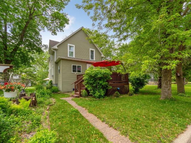 104 S Nicollet Street