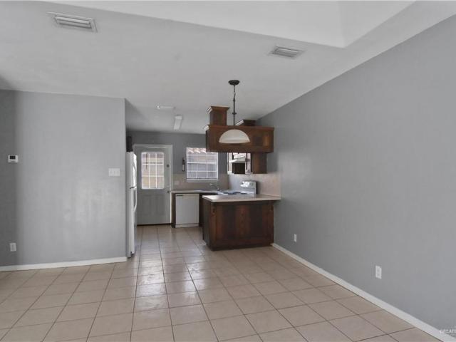 104 S Ridge Avenue