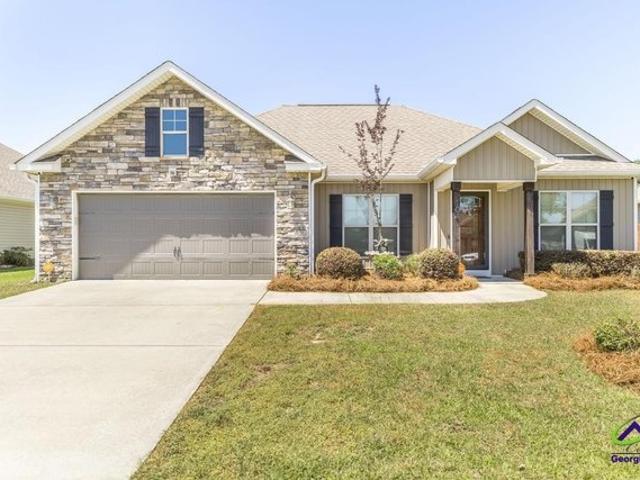 104 Savannah Ln, Bonaire, GA 31005