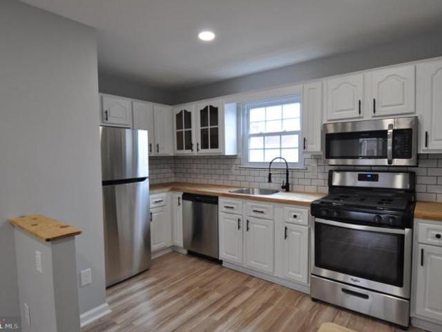 104 Sandstone Ct Lumberton, NJ 08048
