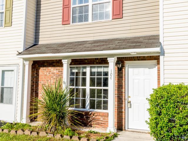 104 Spring Meadow Circle