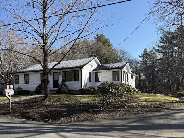 104 Spring St, Foxboro, MA 02035 | MLS #73500 | Compass