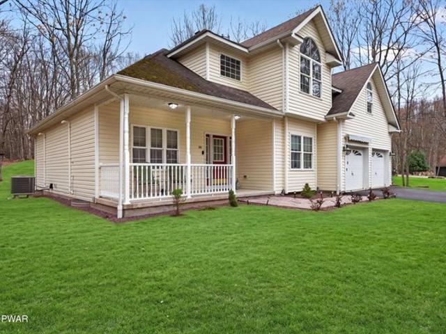 104 St Moritz Dr, Tafton, PA 18464