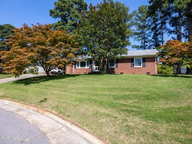 104 Stark Cir N, Wilson, NC 27893