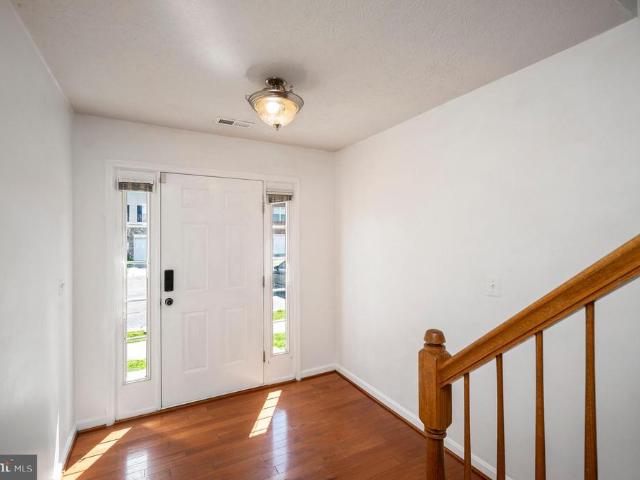104 Stingray Court