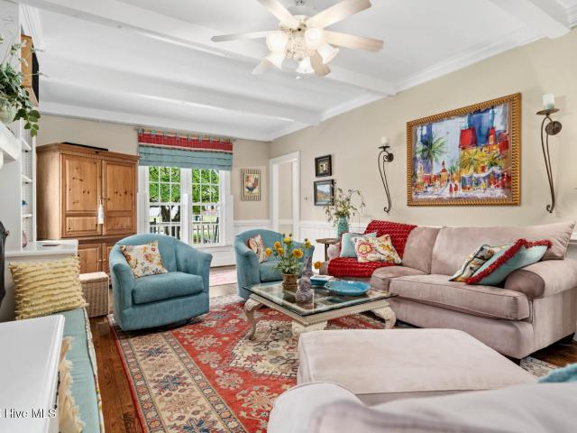 104 Stockbridge Circle