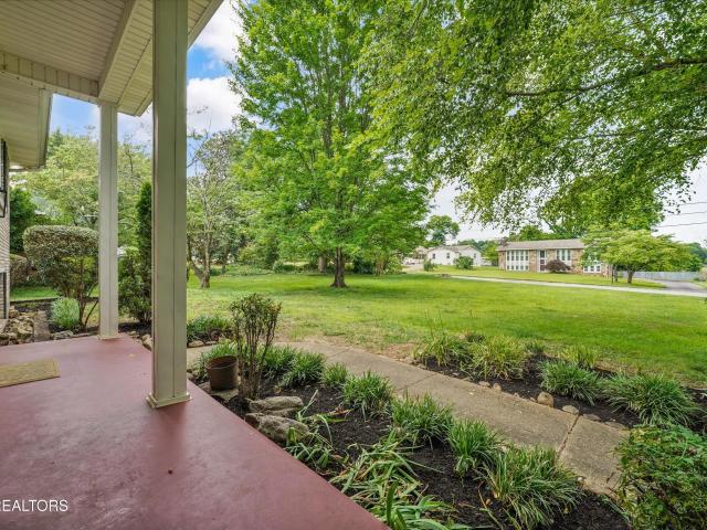 104 Suffolk Drive